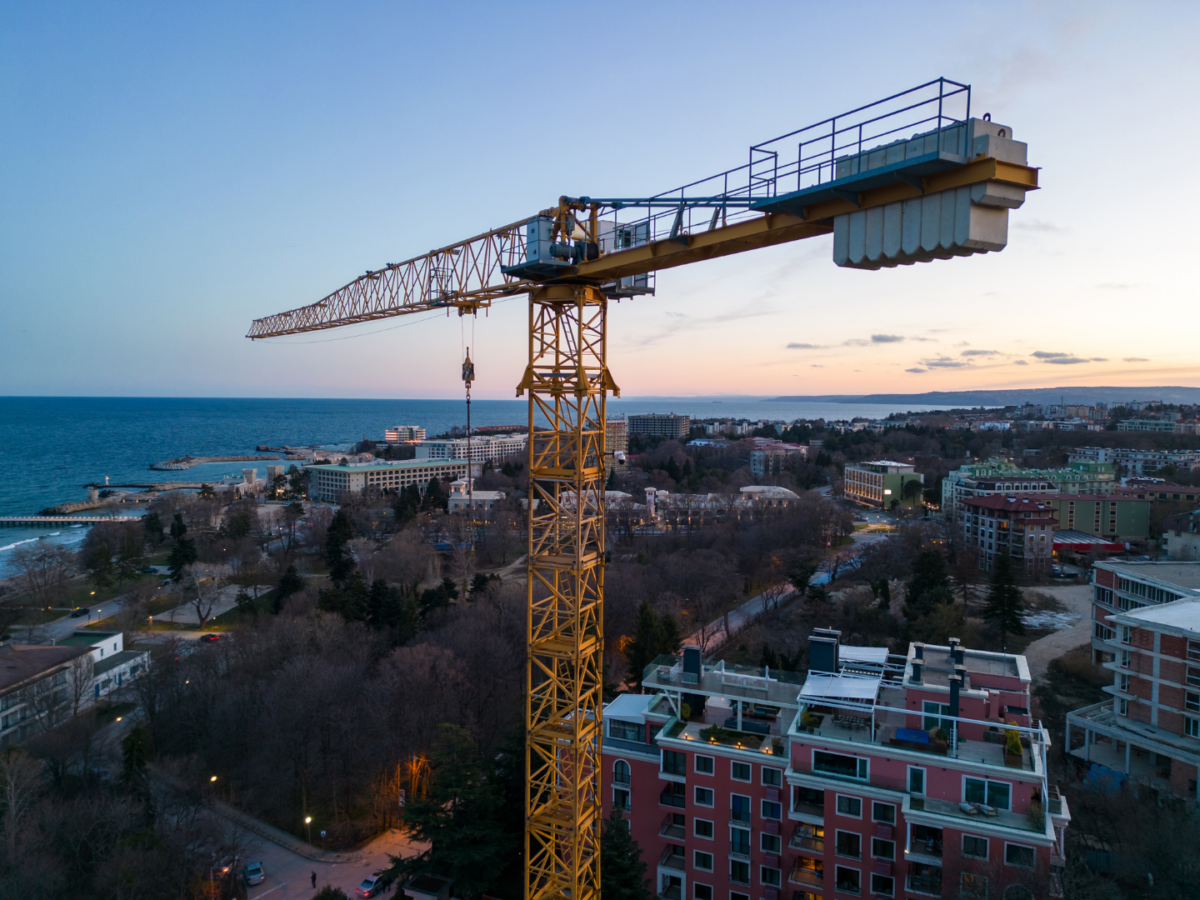 Tower Crane Hire - United Cranes
