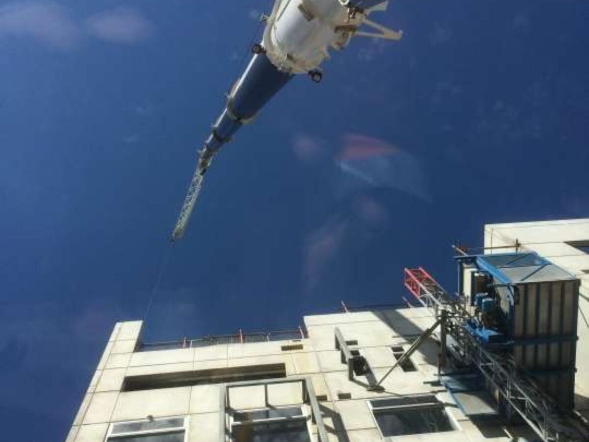 United Cranes Capability - Expert Lifting Services Overview