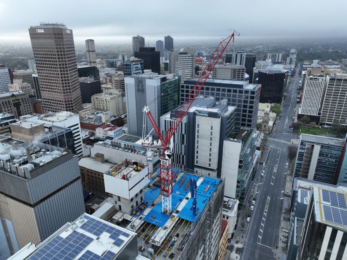 Tower Crane Hire - United Cranes